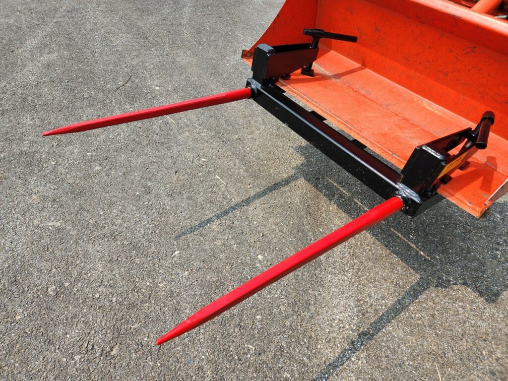 Clamp-On Tractor Bale Spear with 3000 LB Capacity